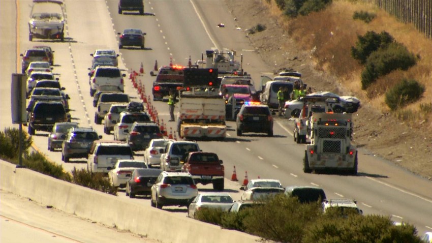 Fatal Crash Blocks Lanes Of Highway 101 In San Jose Nbc Bay Area