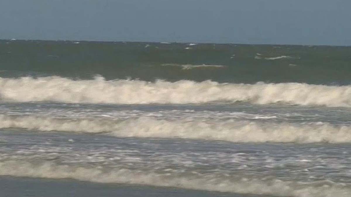 Combination King Tide-High Surf Causes High Waves in Pacifica – NBC Bay ...