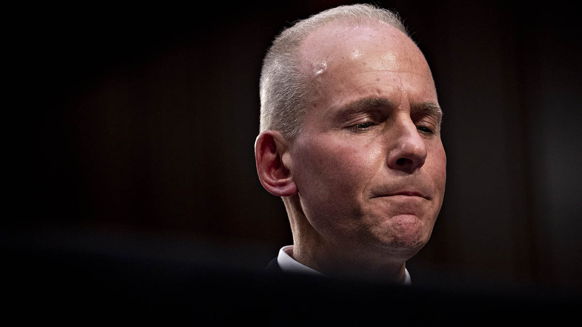 Boeing CEO Apologizes to Crash Victims Families – NBC Bay Area