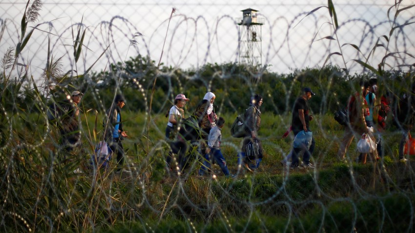 Hungary Completes Border Fence to Stop Migrant Crossings – NBC Bay Area