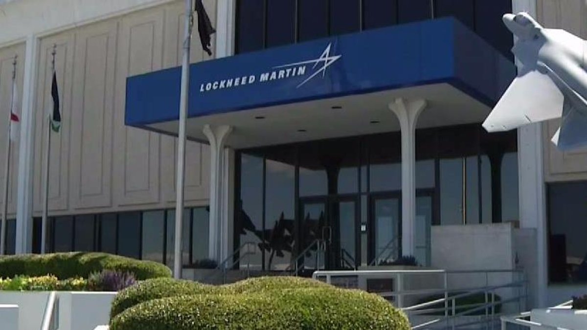 Gaza war protesters block entrances to Lockheed Martin in Sunnyvale ...