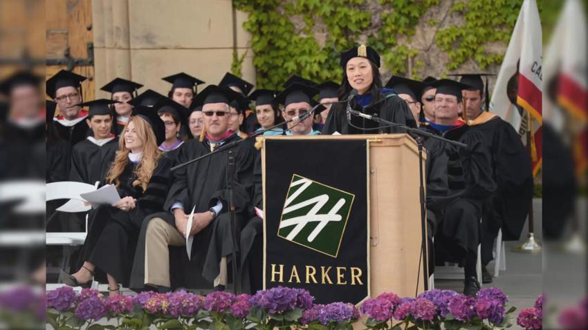 ‘Lead a Life of Service:’ Dr. Priscilla Chan Gives Commencement Speech ...