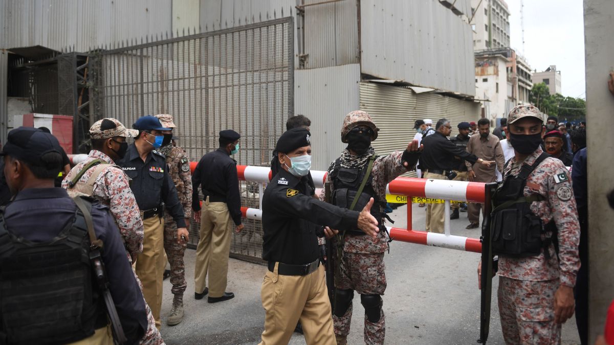 Militants Attack Karachi Stock Exchange, Killing at Least 3 – NBC Bay Area