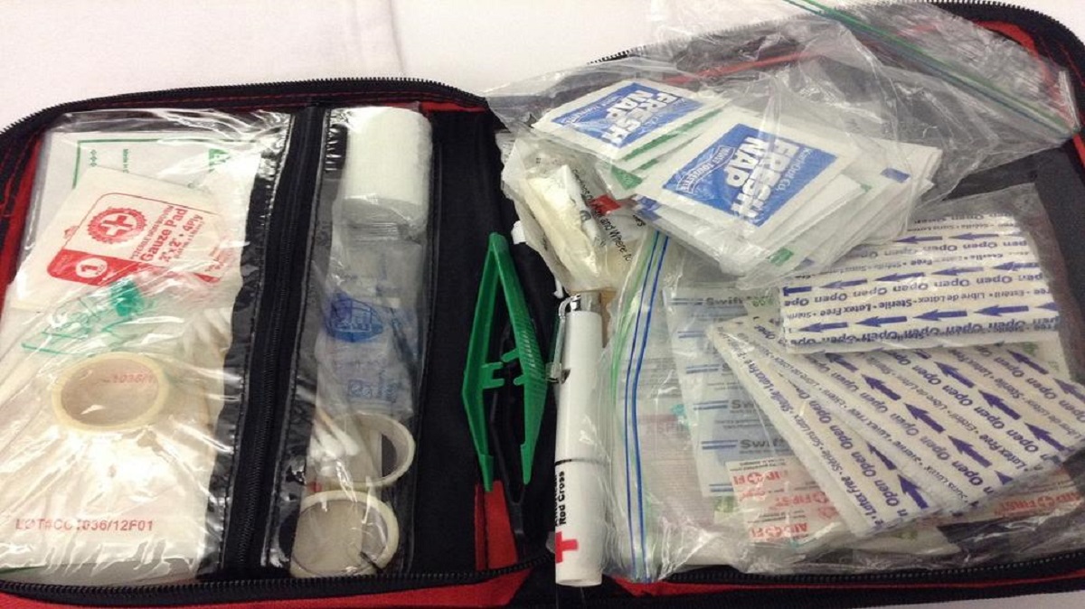 Photos: What to Keep in Your Disaster Emergency Kit – NBC Bay Area