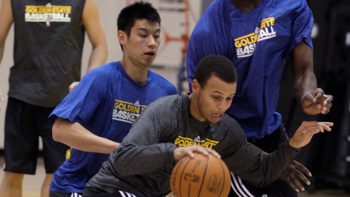 How Steph Curry Left Lasting Impression in Jeremy Lin’s Rookie Season ...
