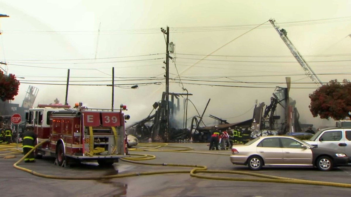 5-Alarm Fire Burns Multiple Buildings in San Francisco’s SOMA – NBC Bay ...