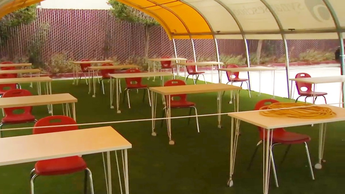 Menlo Park School Sets Up Outdoor Classrooms – NBC Bay Area