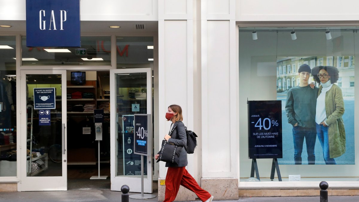 Gap Inc. Exiting Malls, to Shutter 350 Stores by 2024 – NBC Bay Area