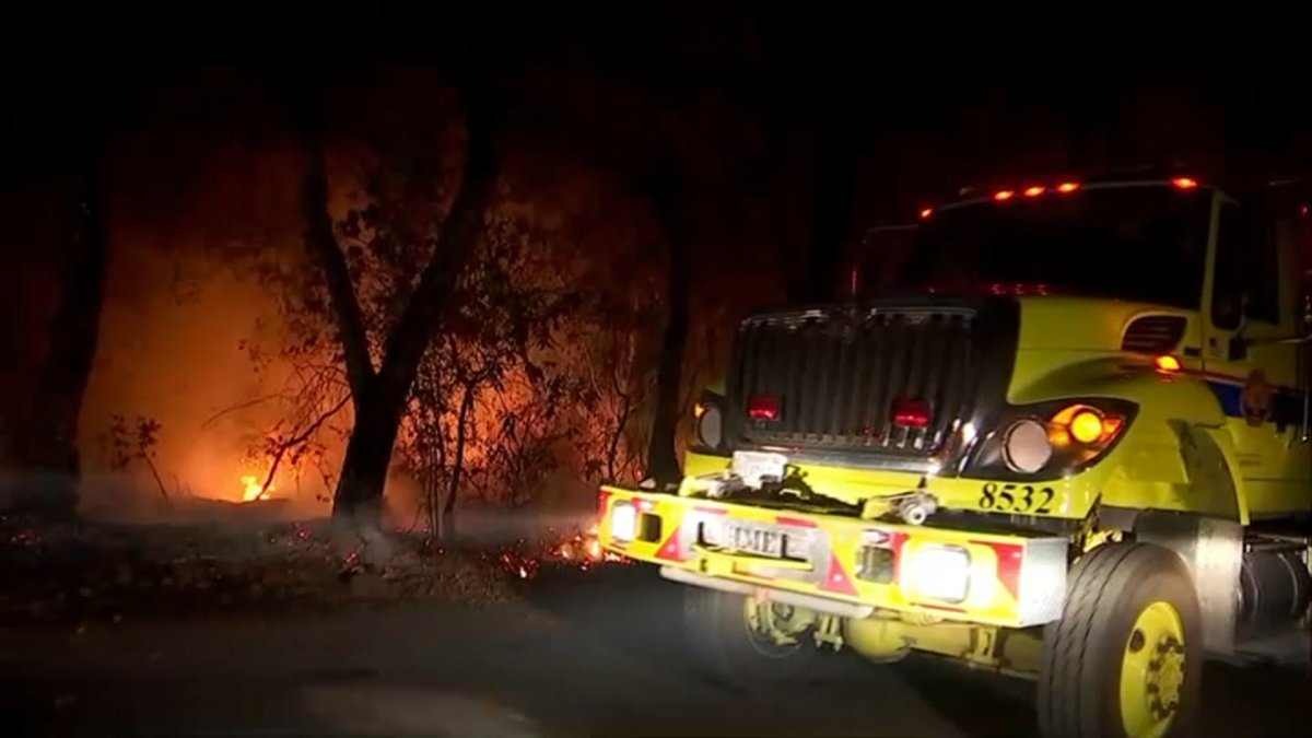 Fire Crews Expect Glass Fire to Grow Overnight Amid Challenging ...