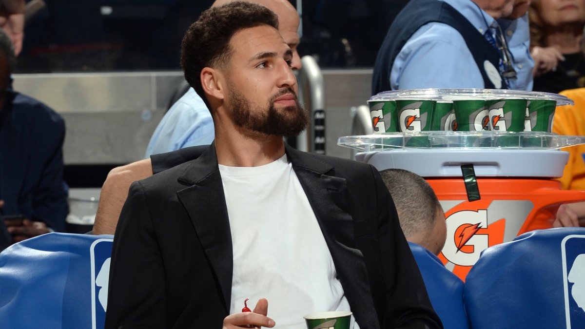 Warriors’ Klay Thompson Sustains Leg Injury in Workout, Undergoing ...