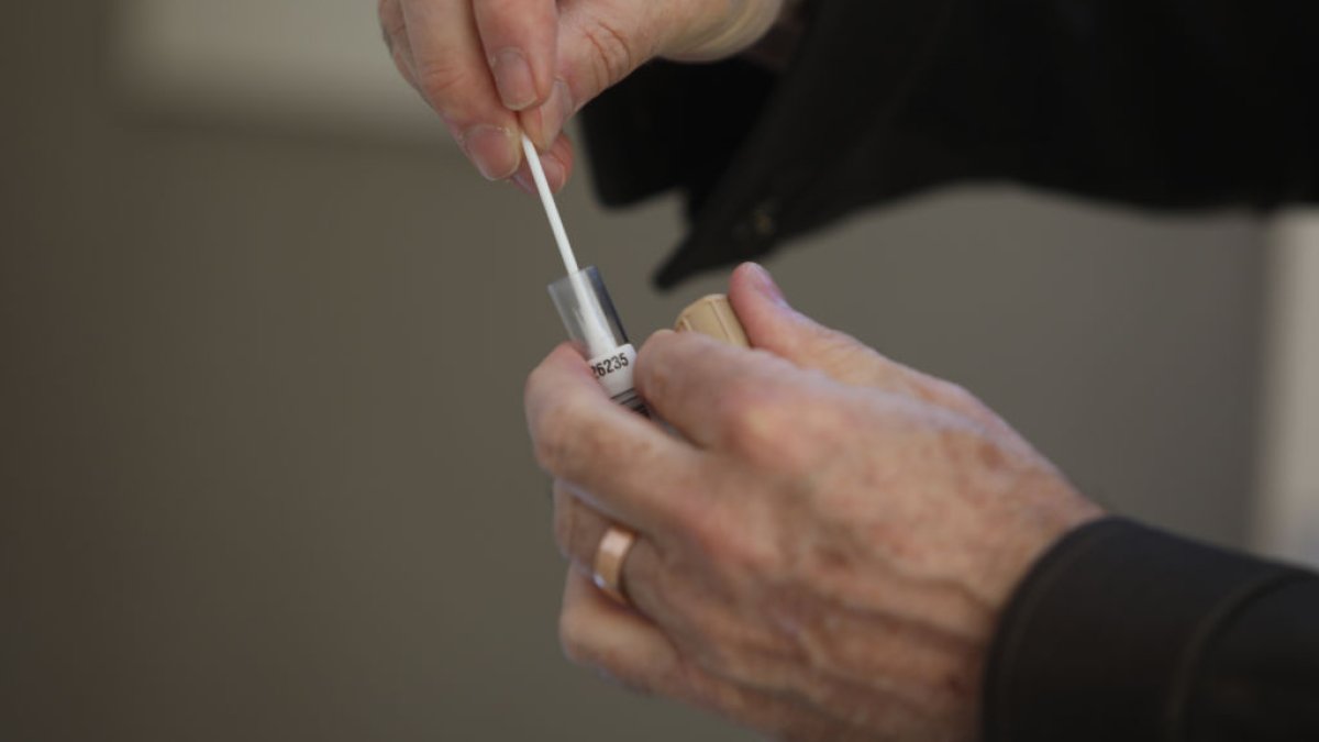 Temperature-Tracking Ring May Detect COVID-19 Infection: UCSF Study ...