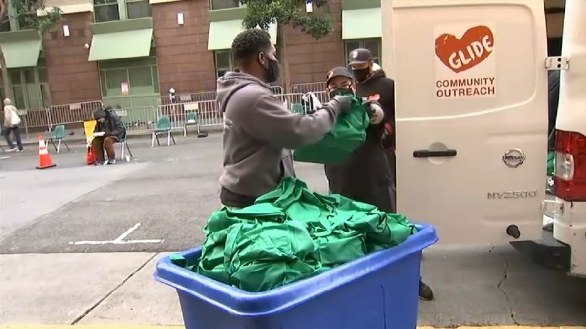 Glide Church in SF Carries on Annual Tradition of Providing Christmas ...