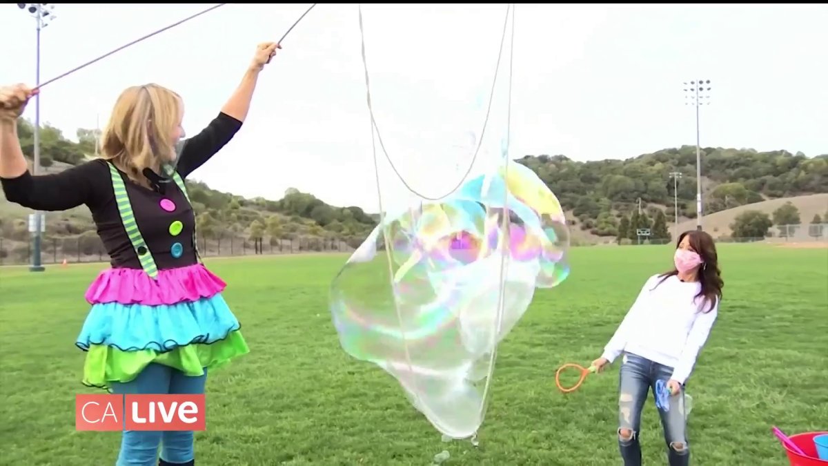 “The Bubble Lady” Pops Up to Deliver Smiles – NBC Bay Area