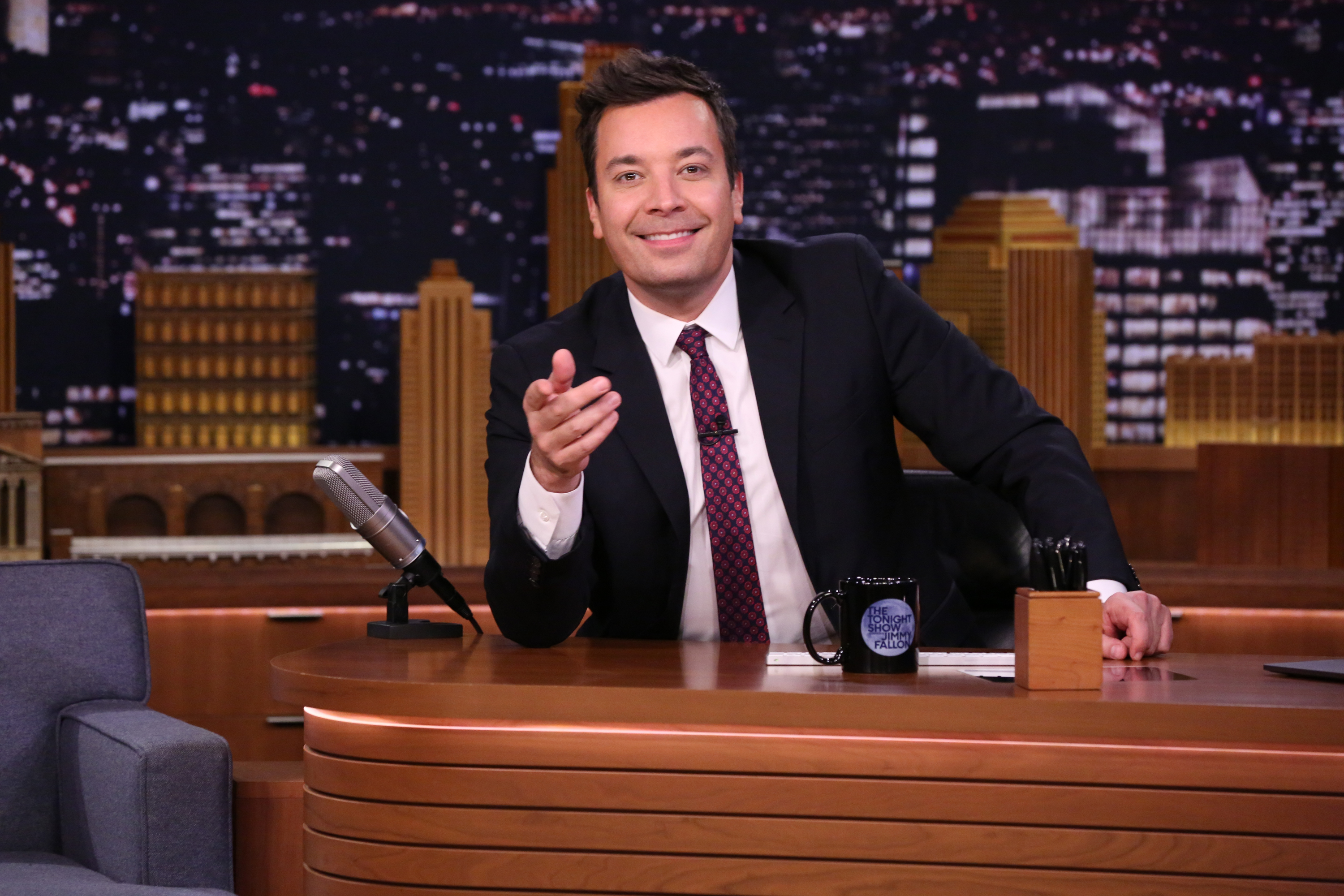 Jimmy Fallon Celebrates 7 Years of ‘The Tonight Show’ With Cute Pic of ...