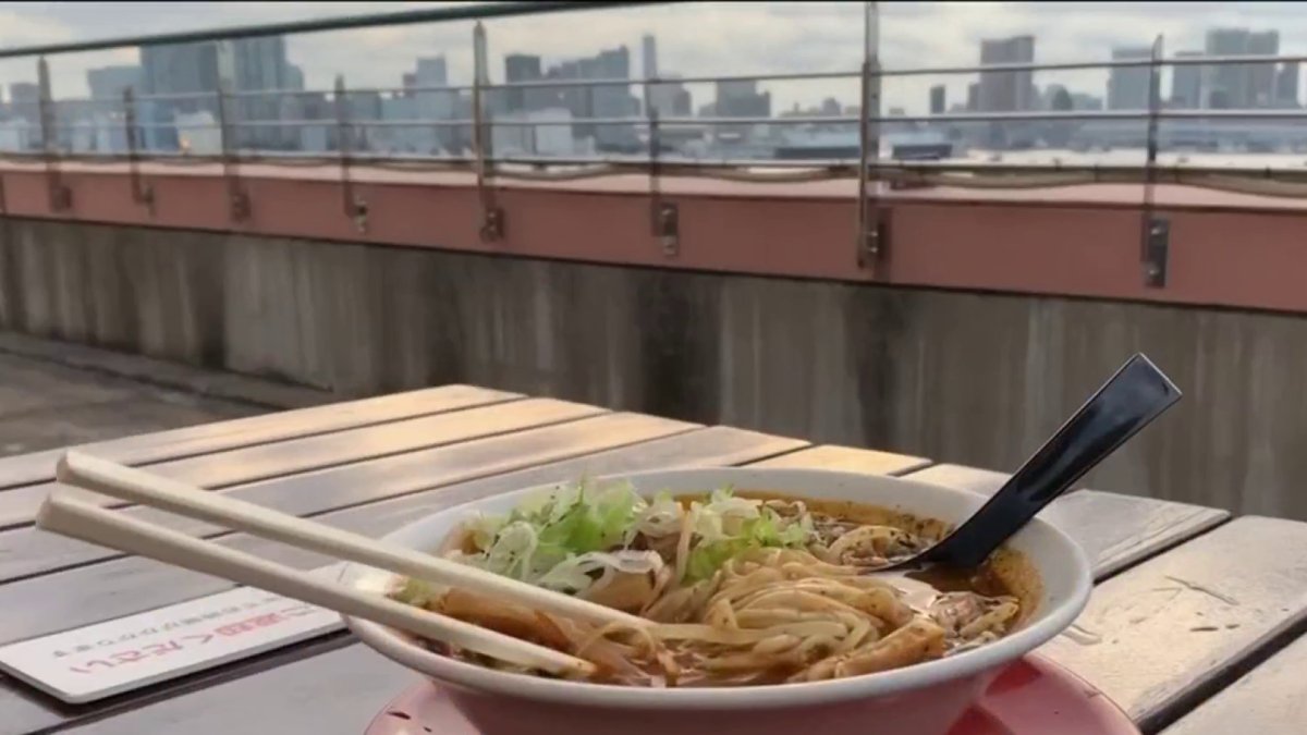 NBC Bay Area’s Raj Mathai Tries Eating Ramen From a Vending Machine in ...