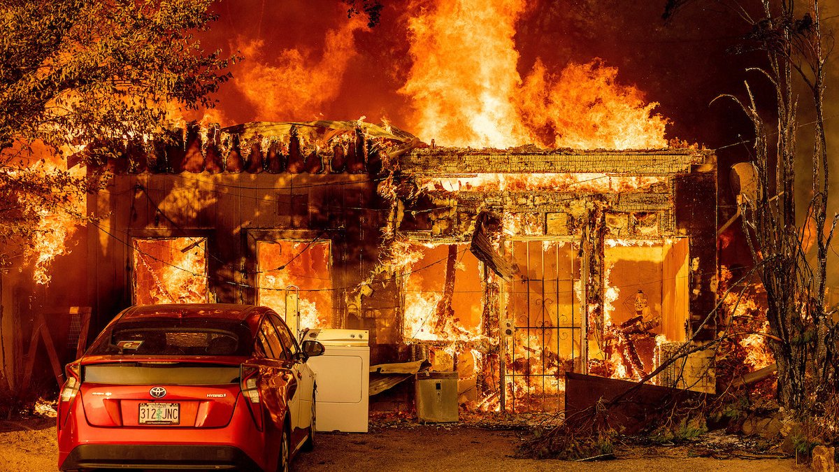 Wildfires Rage in Calif., Oregon as West Grapples With Heat Wave ...