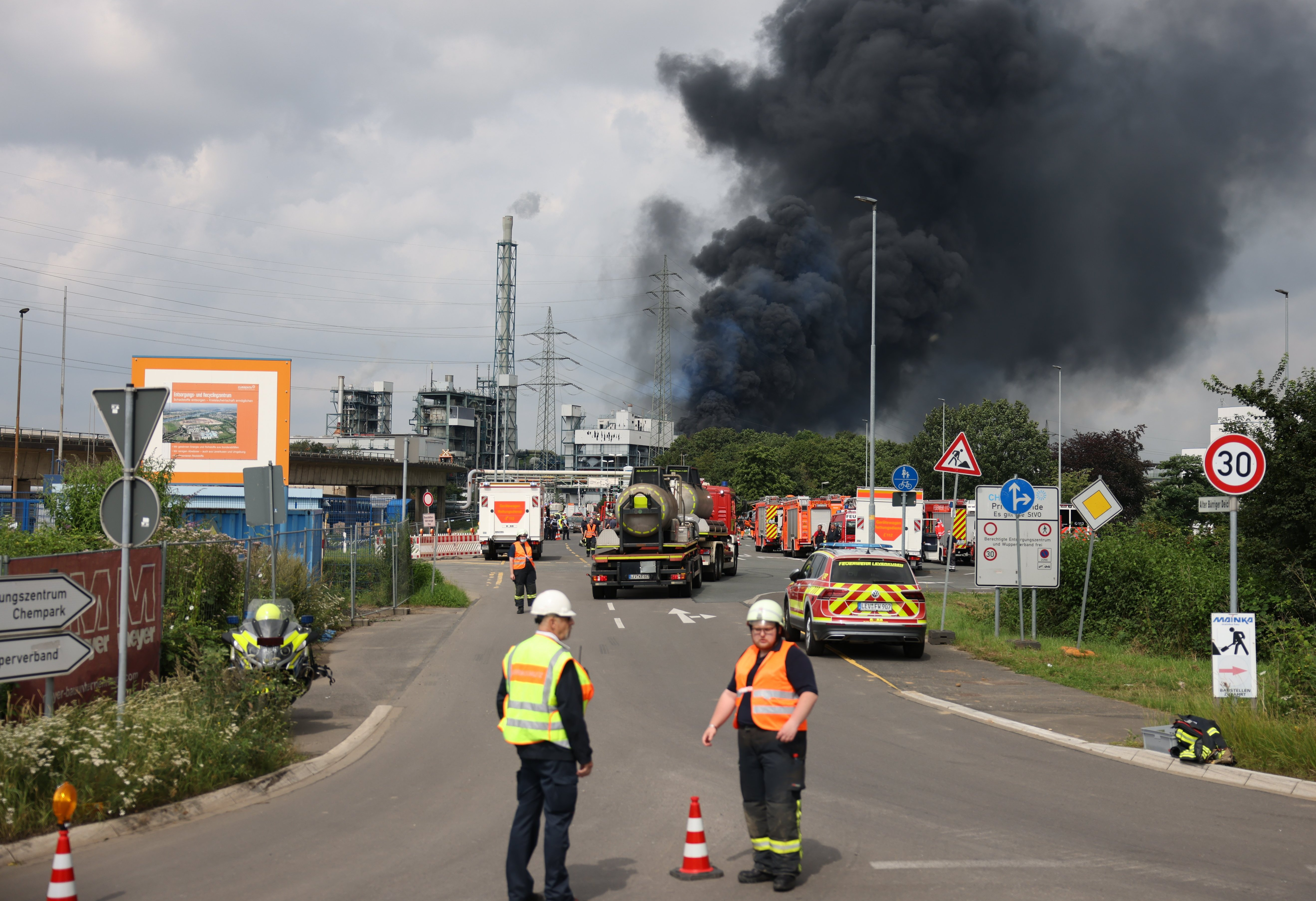 In Germany, Explosion at Chemical Complex Sends Up Massive Black Cloud ...