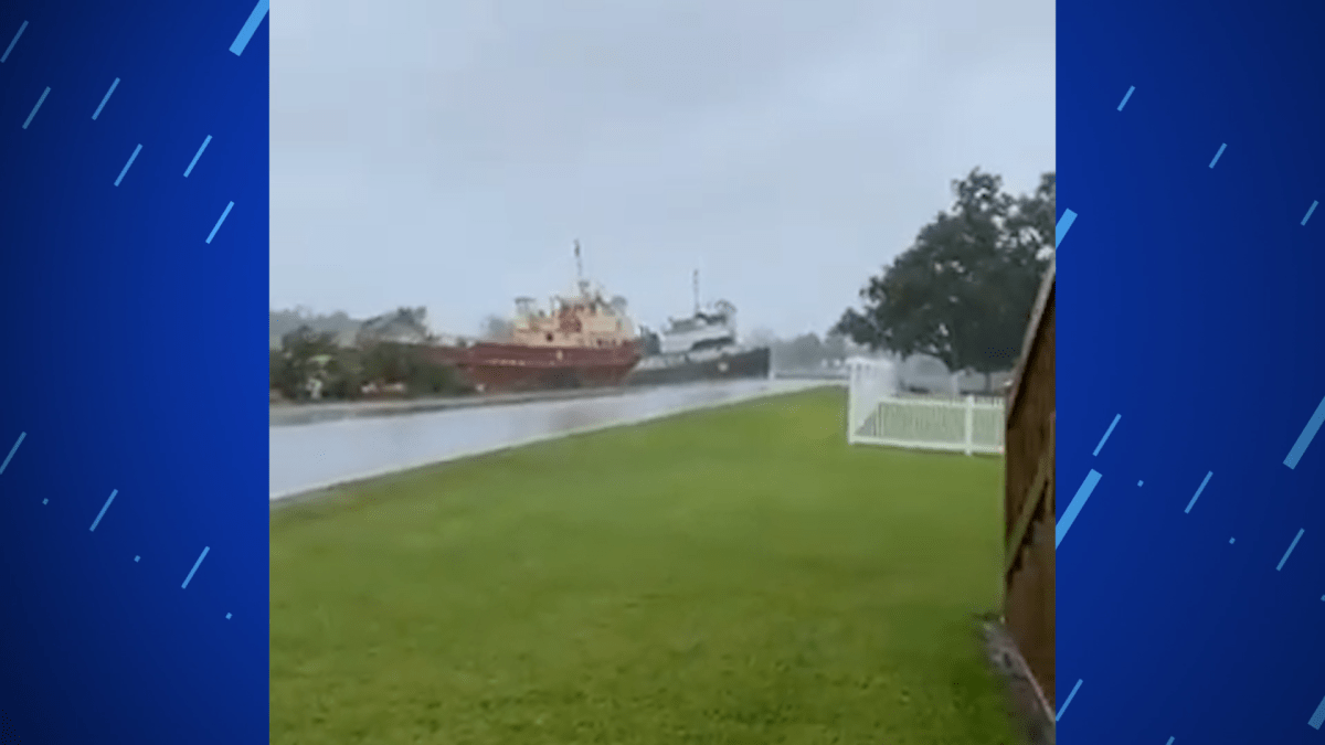 WATCH: Boats Crash into Each Other as Hurricane Ida Moves Through ...