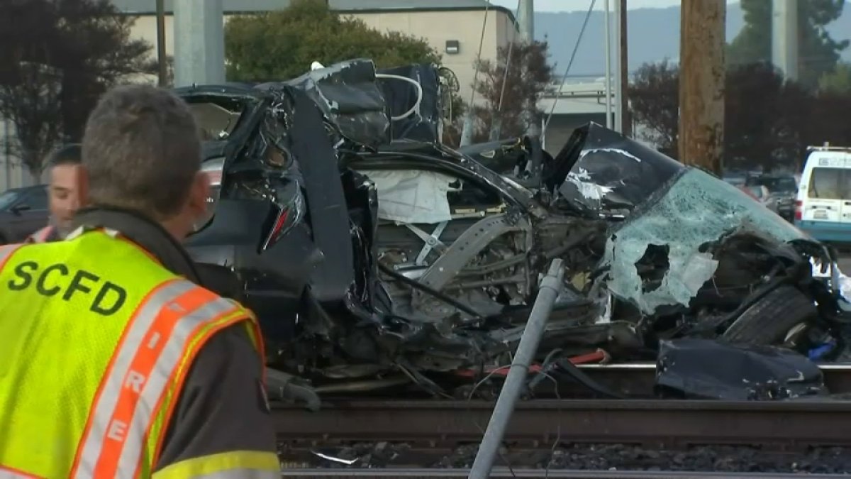 Train Slams Into Unoccupied Car, Drags it Several Blocks in Santa Clara ...