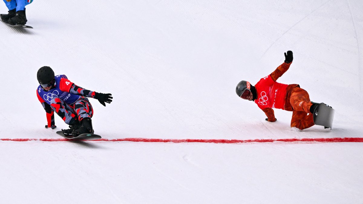 Austria Wins Gold in Men’s Snowboard Cross in Photo Finish, USA’s Jake ...