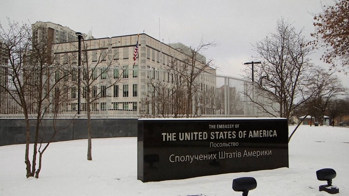 US to Temporarily Move Ukraine Embassy From Kyiv to Iviv – NBC Bay Area
