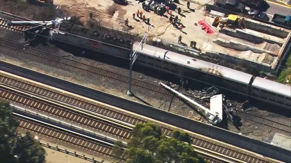 Caltrain Strikes Vehicle in San Bruno, Injuring at Least 2 People – NBC ...