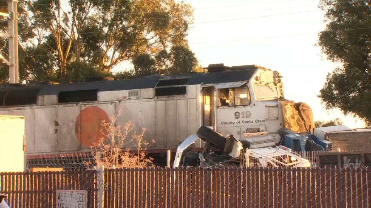 Caltrain Crashes into Vehicle in San Bruno – NBC Bay Area