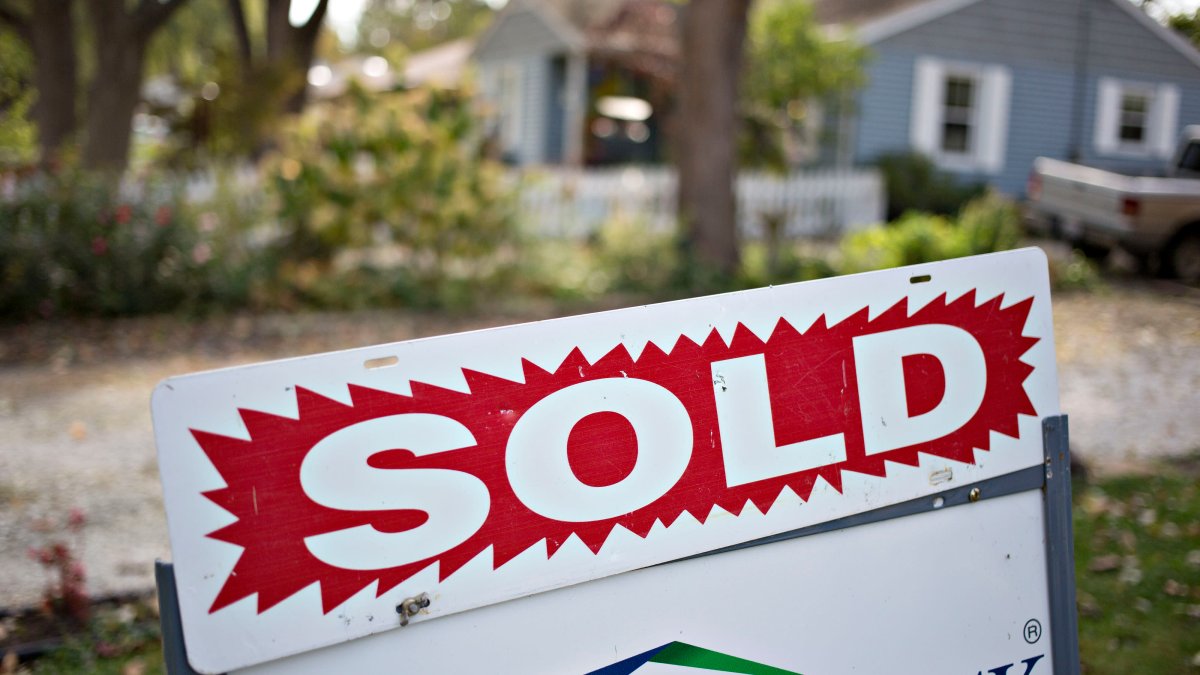 Bay Area Homes Selling Below Asking Price for the First Time in Over 10 ...