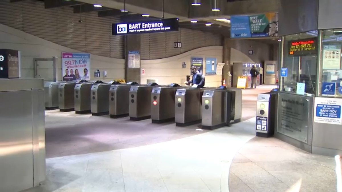 BART Leaders Vote to Reinstate COVID-19 Mask Mandate on Trains – NBC ...