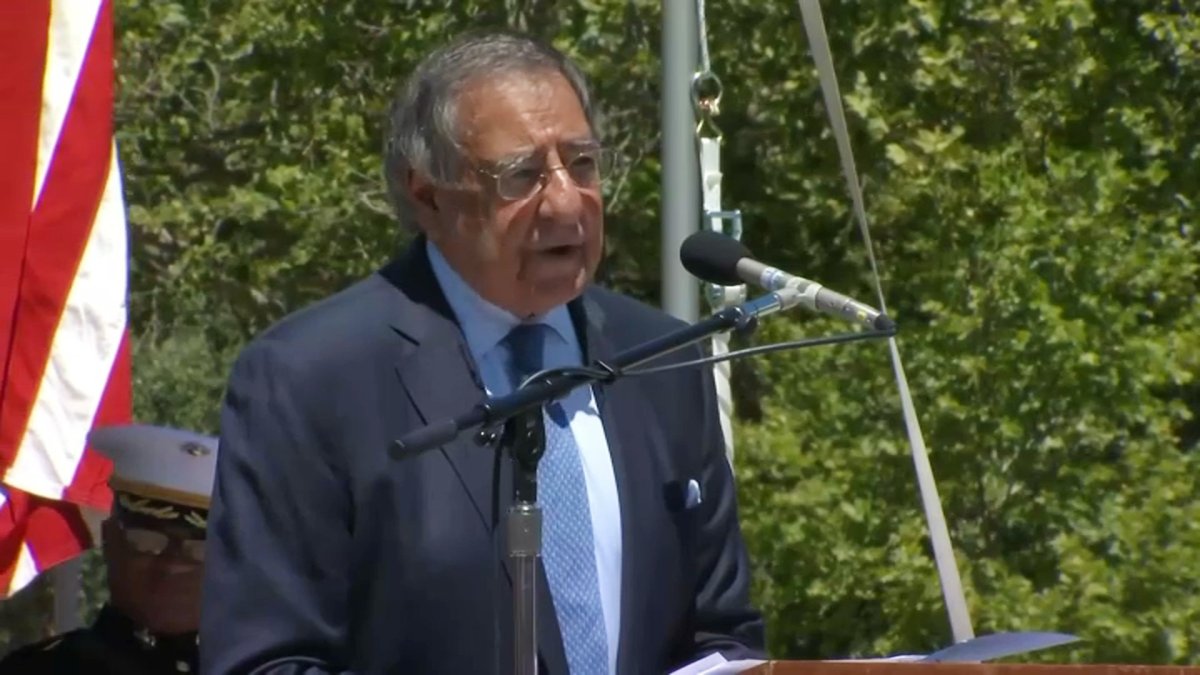 Former Defense Secretary Leon Panetta Attends Memorial Day Ceremony in ...