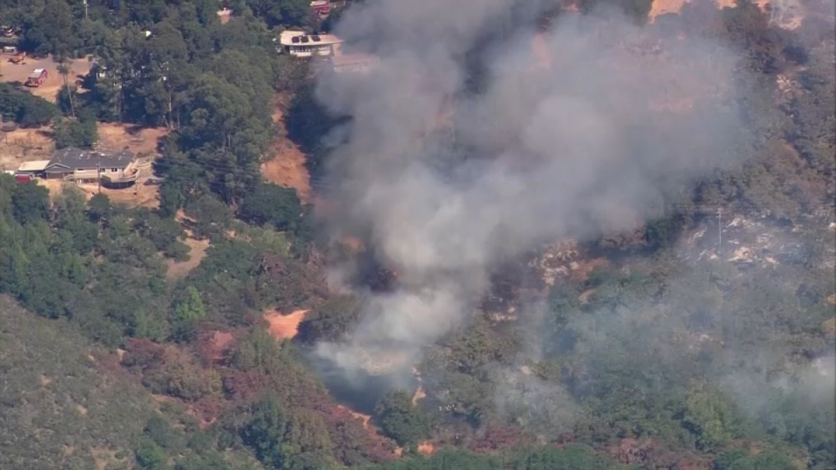 Fire Prompts Evacuations in San Mateo County – NBC Bay Area