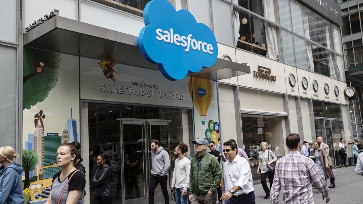Salesforce Is Leasing Office Space. What Does That Mean for San ...