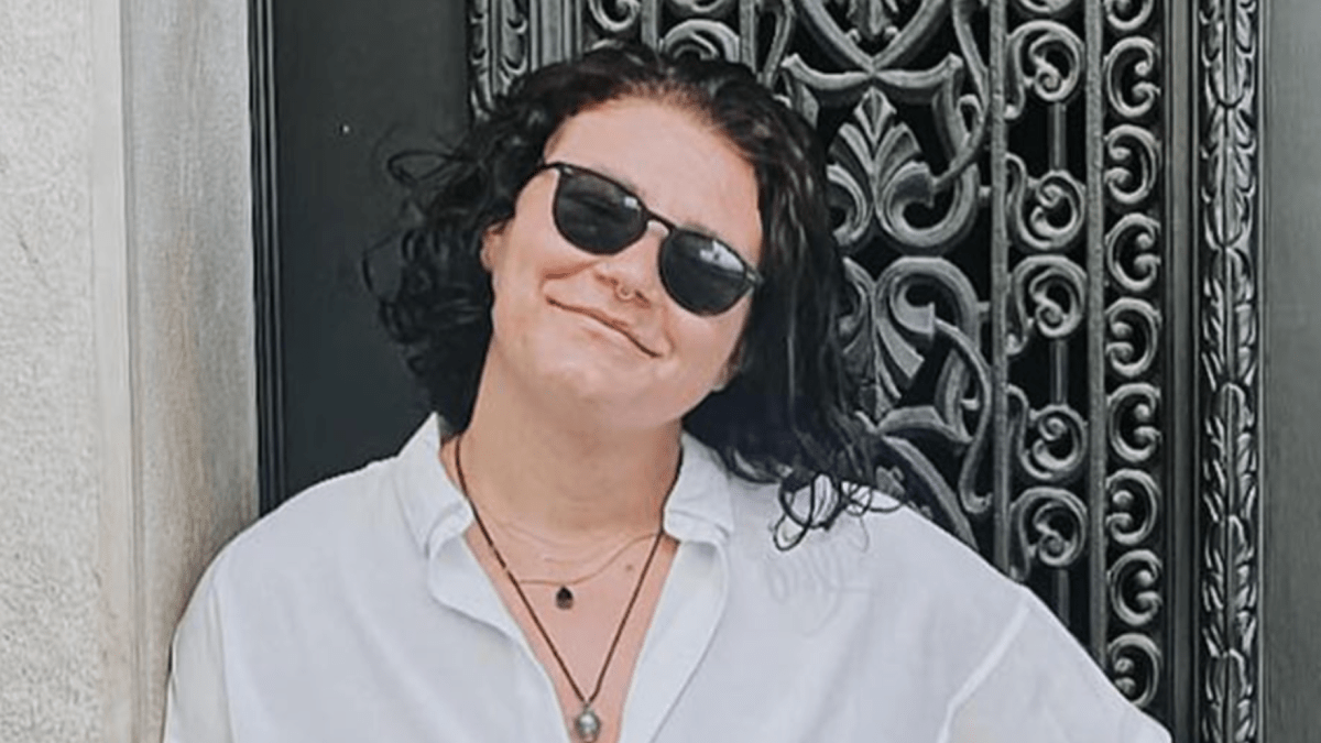 ‘Sister Wives’ Star Leon Brown Comes Out as Transgender in Emotional ...