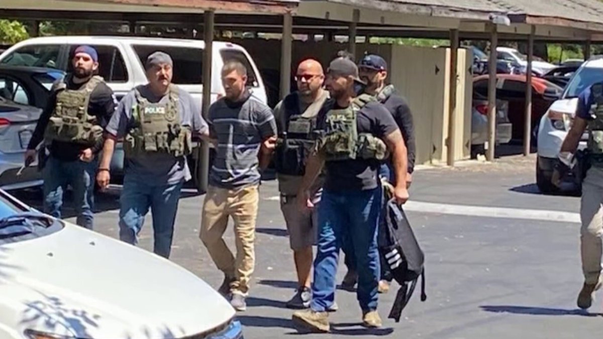 Police Arrest Man Suspected of Shooting Mountain View Officer During ... Police Arrest Man Suspected of Shooting Mountain View Officer During ...