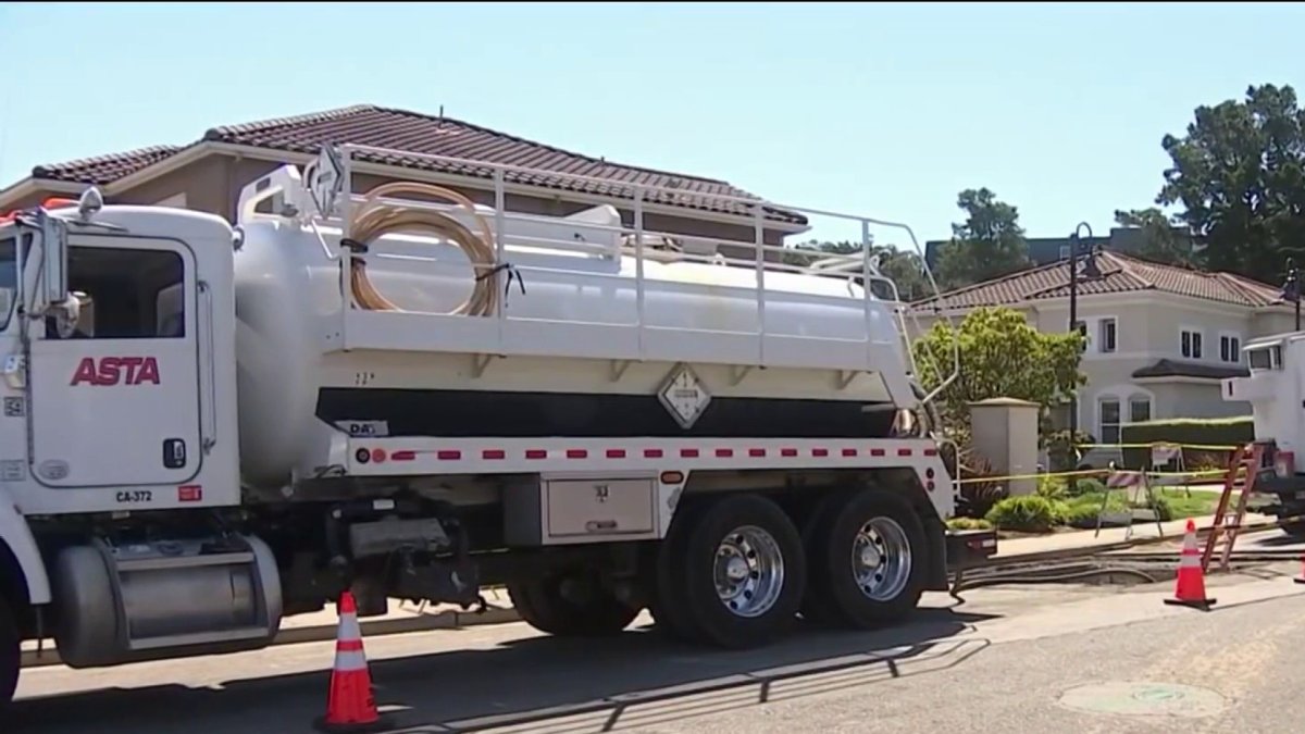 San Bruno PG&E Pipeline Inspection Near 2010 Explosion Site – NBC Bay Area