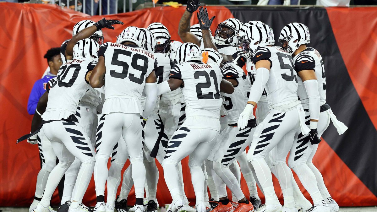 Fans Intrigued by the Bengals’ White Alternate Helmets – NBC Bay Area