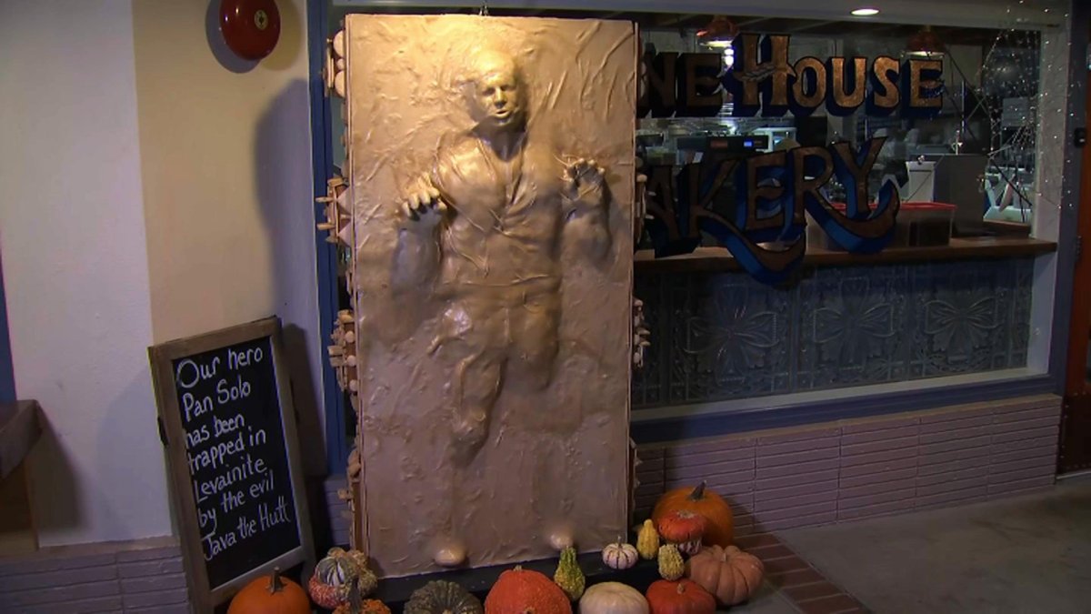 Pan Solo: Bread Sculpture Resembles Popular Star Wars Character – NBC ...