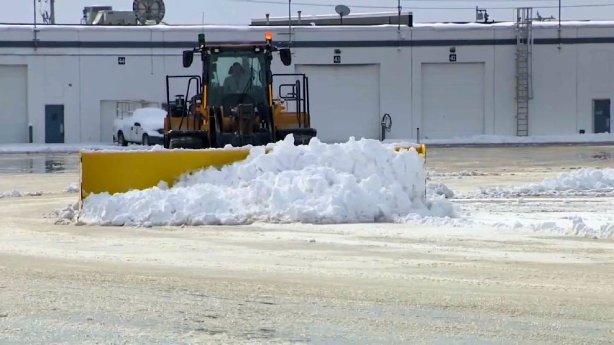 Holiday Travelers Contend With Wild Winter Weather – NBC Bay Area
