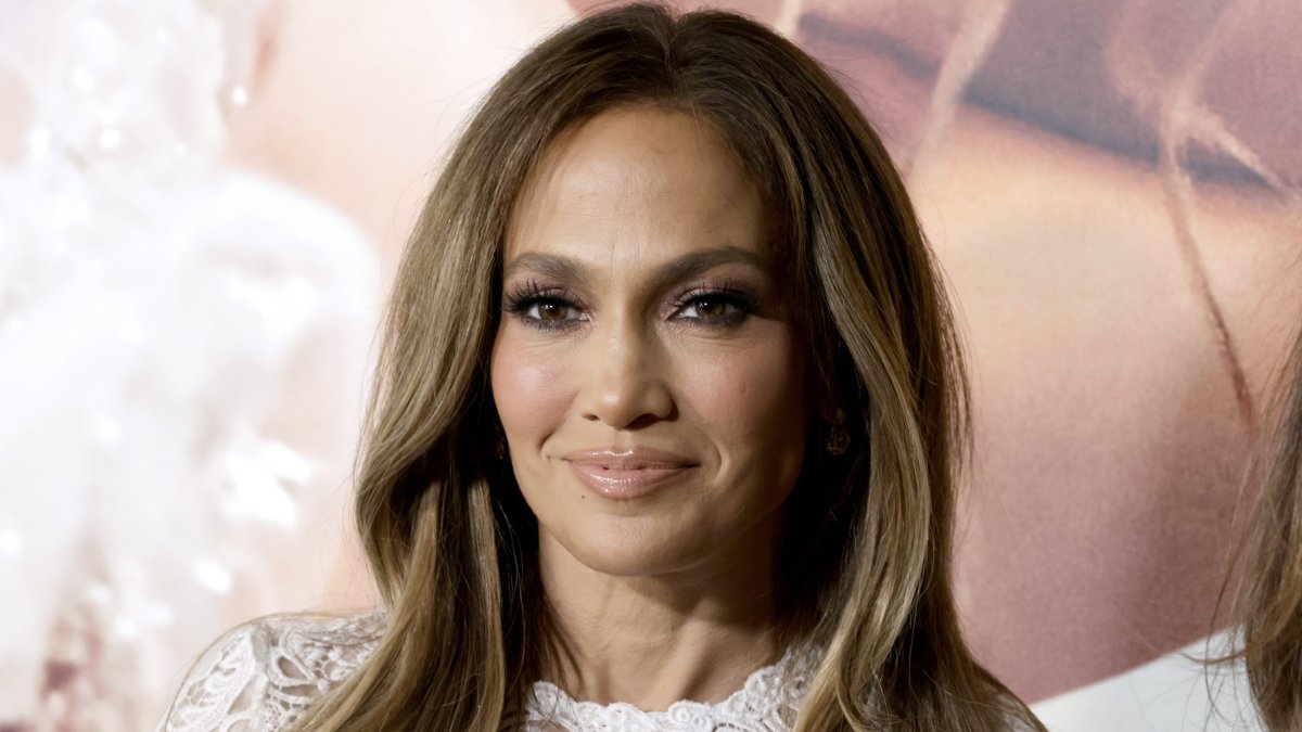 J.Lo Was Supposed to Be Part of Madonna & Britney Spears’ VMAs Kiss ...