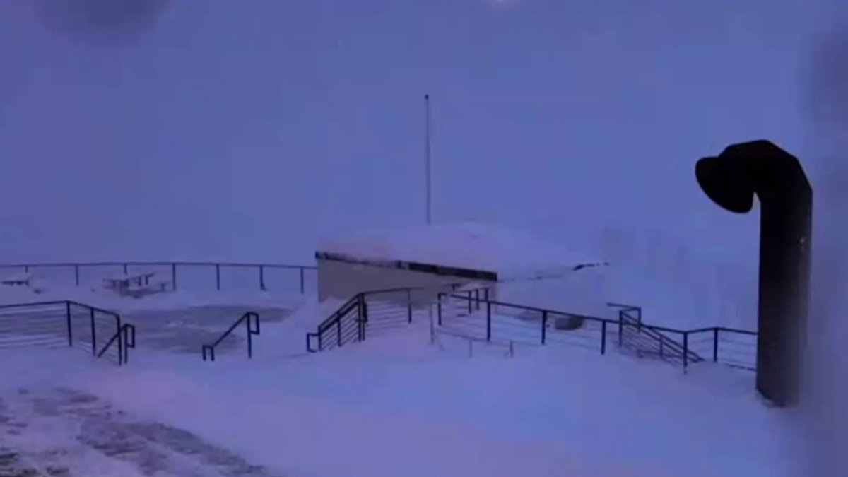 Snow Piles Up at Palisades Tahoe Ski Resort – NBC Bay Area