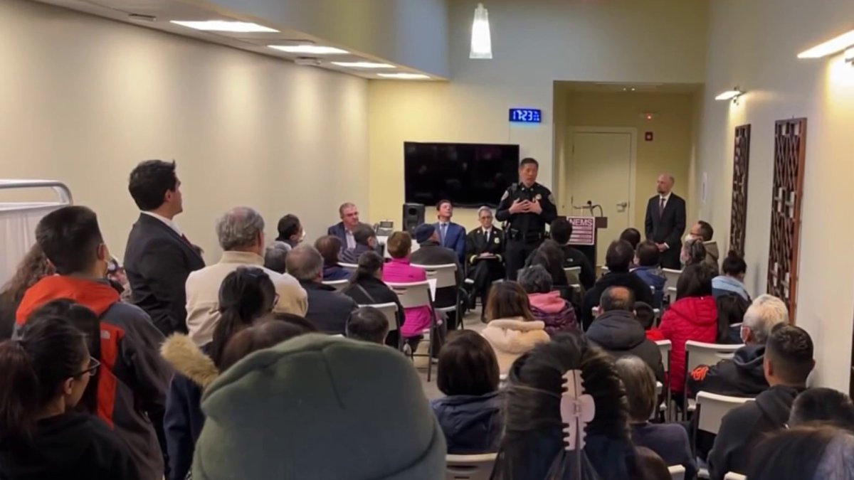 SF Holds Neighborhood Meeting Following House Fire, Explosion in Sunset ...