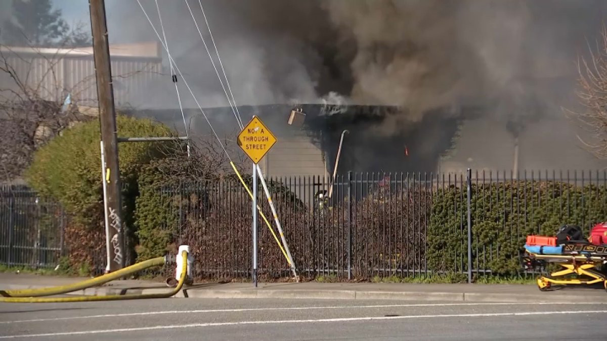 Firefighters Battle 2-Alarm Fire in San Leandro – NBC Bay Area