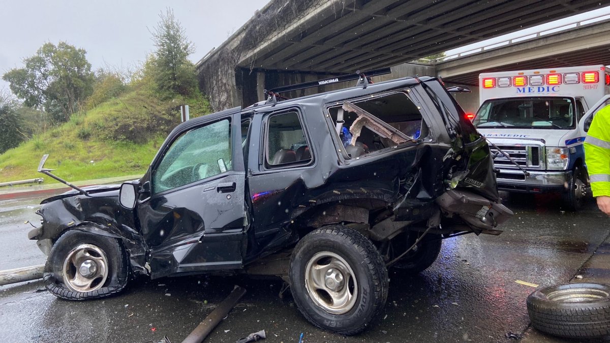 Car Flies Off Freeway Overpass In Benicia Nbc Bay Area