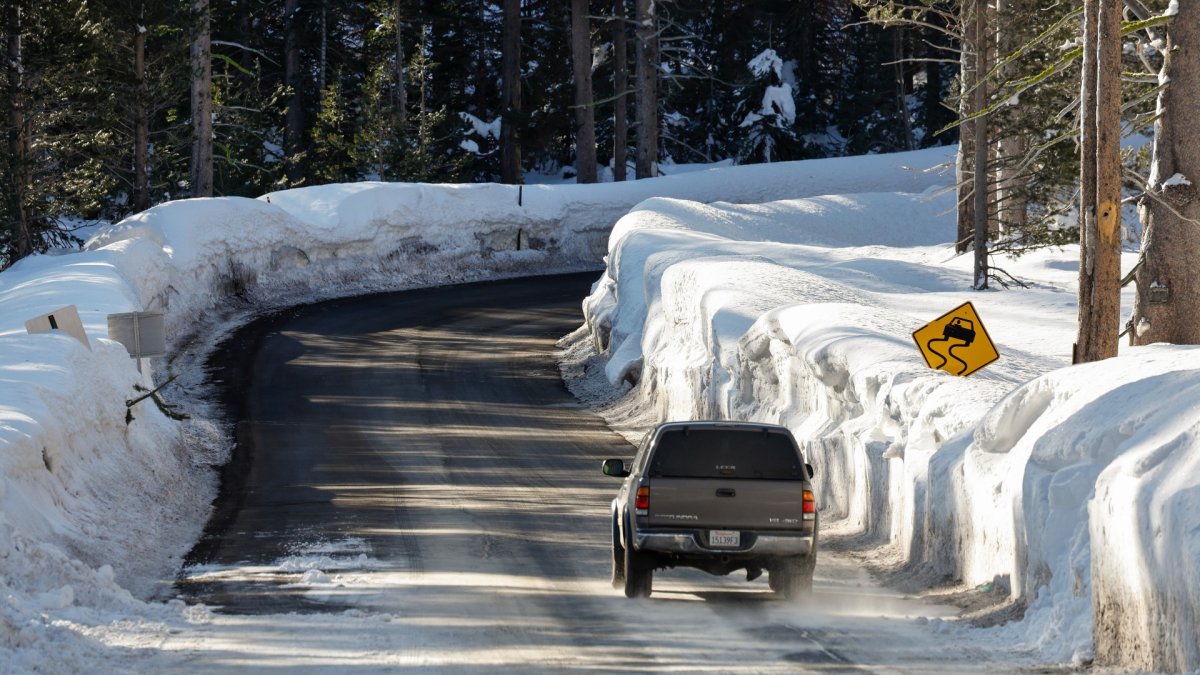 California Snowpack Close to Record Levels – NBC Bay Area California Snowpack Close to Record Levels – NBC Bay Area