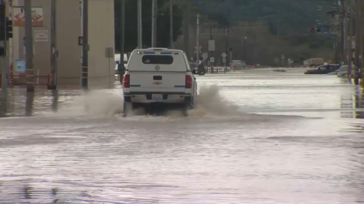 Central Coast Community of Pajaro Remains Flooded – NBC Bay Area