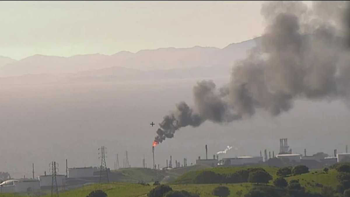 Refinery Flaring in East Bay – NBC Bay Area