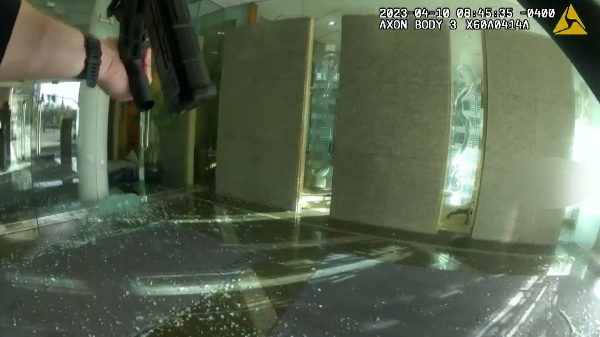 Video Shows Louisville Police Under Fire From Bank Shooter – NBC Bay Area