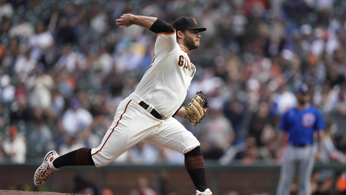 Brandon Crawford finally lives out dream, takes MLB mound in Giants ...
