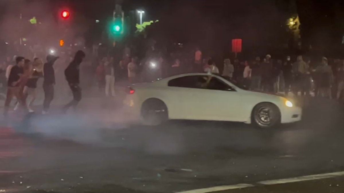 Illegal sideshow takes over streets of Antioch – NBC Bay Area