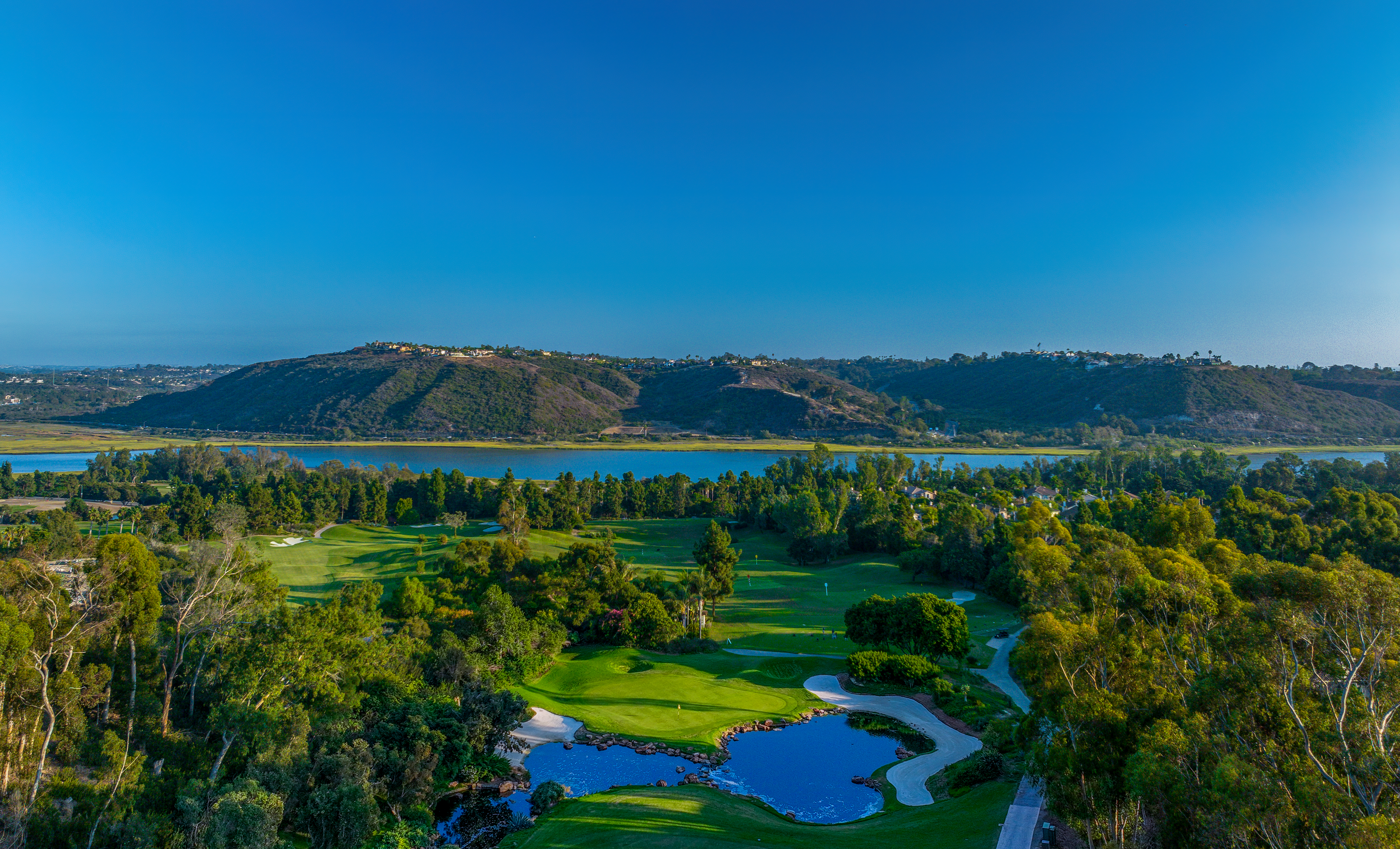 Lifestyle Expert Dawn McCoy shares different golf destinations across ...